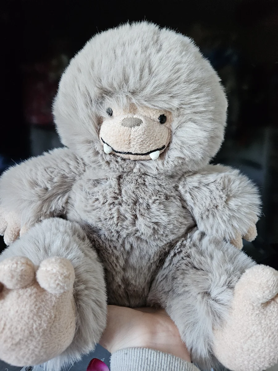 Bo Bigfoot Jellycat Photo by Skibidijellycat123 | Jelly Journal
