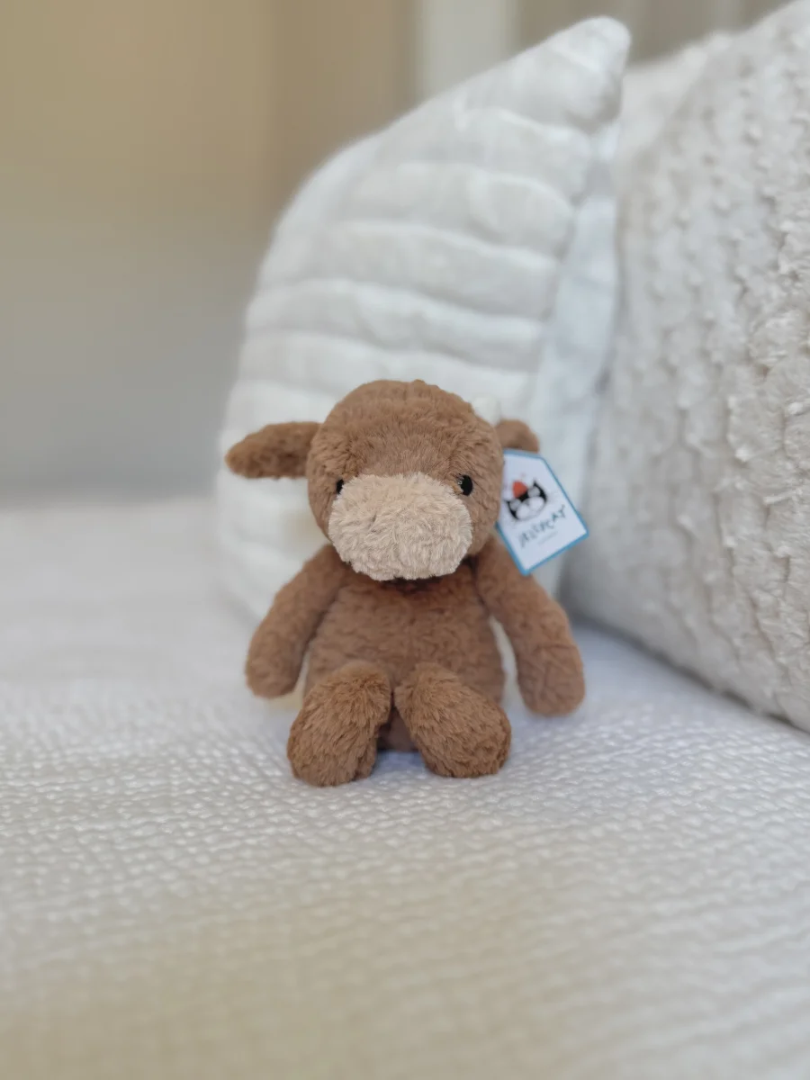 Tumbletuft Cow Jellycat Photo by ItsKatie | Jelly Journal